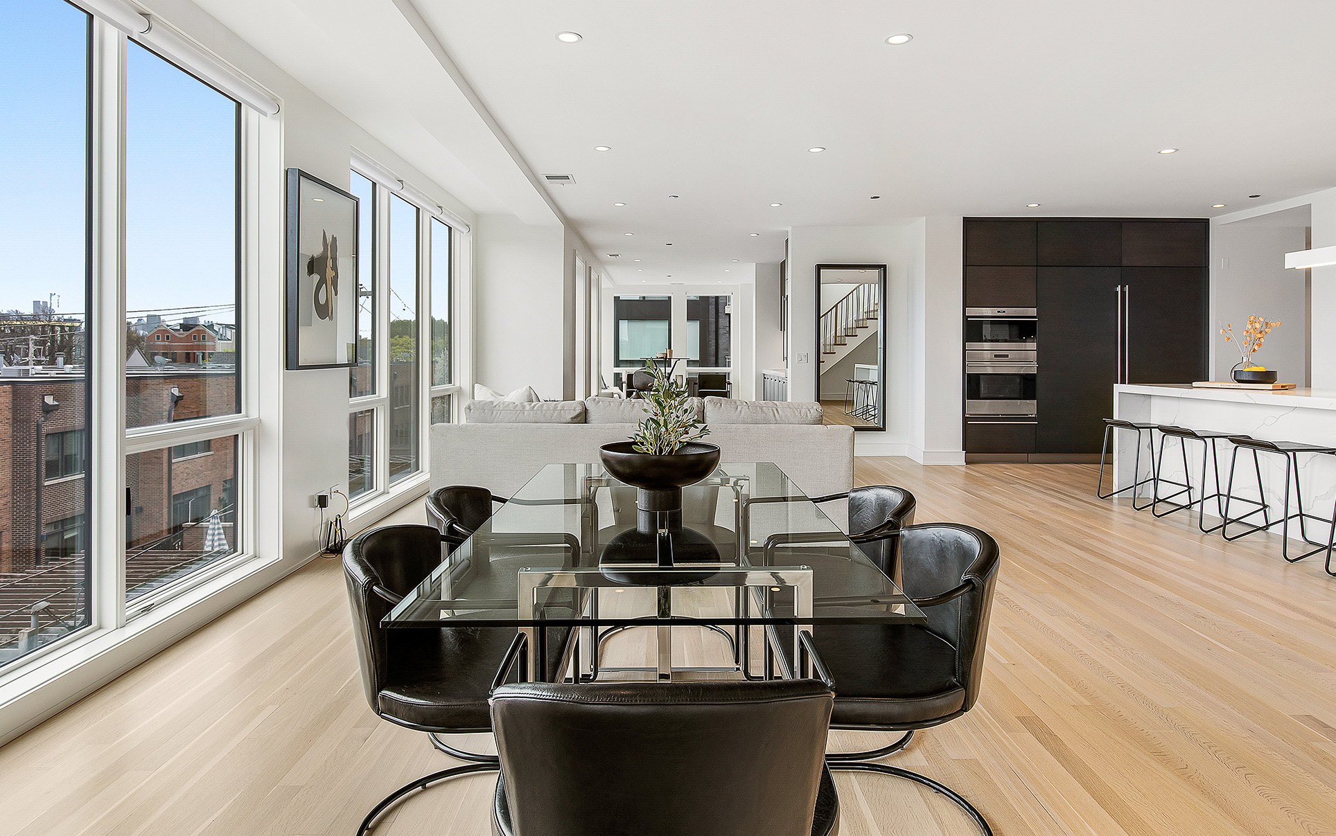 Chicago Penthouse Suites for Sale | Luxury Chicago Penthouses